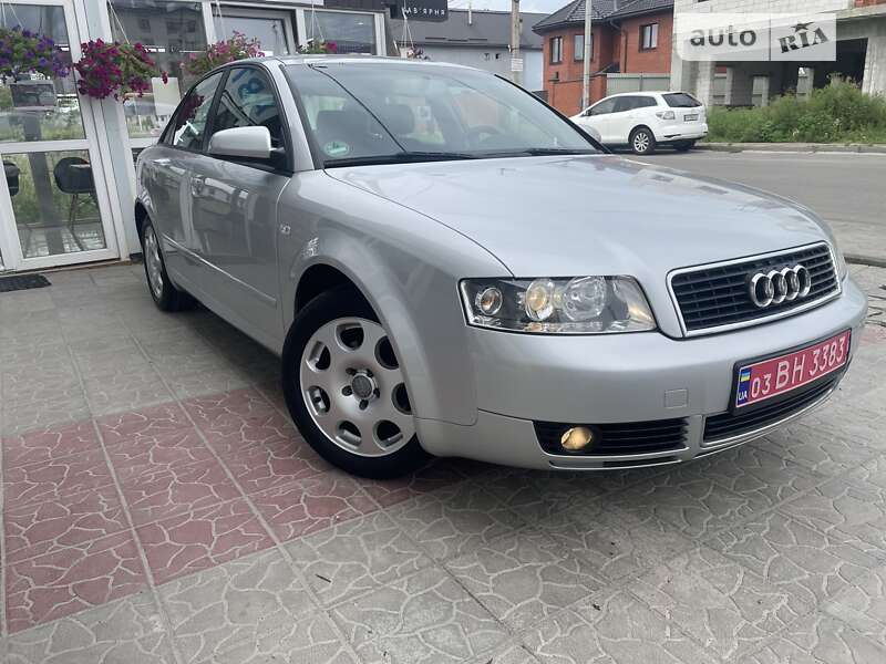 AUTO.RIA – Продам Ауді А4 2005 бензин 1.6 універсал бу у Києві, ціна 5950 $ WAUZZZ8E75A108891