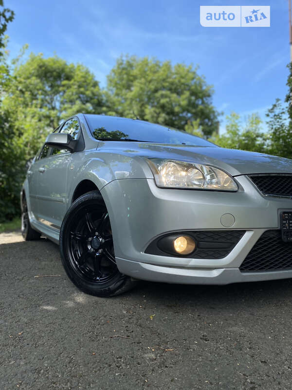 AUTO.RIA – Продам Форд Фокус 2006 бензин 1.6 хетчбек бу у Києві, ціна 4800 $ WF05XXGCx54xxxx68