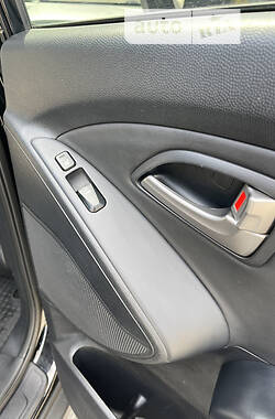 AUTO.RIA – Продам Хюндай Ай Икс 35 2010 (BH1219PK) бензин 2.4 ...