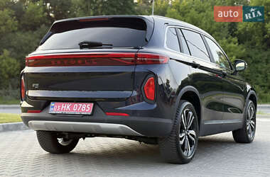 Позашляховик / Кросовер Skywell ET5 2022 в фото 6