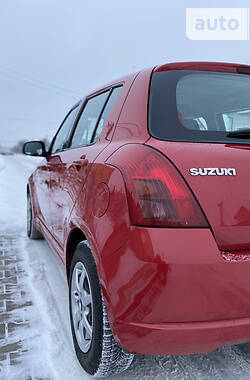 AUTO.RIA – Продам Cузукі Свіфт 2006 дизель 1.3 хетчбек бу у Луцьку ...