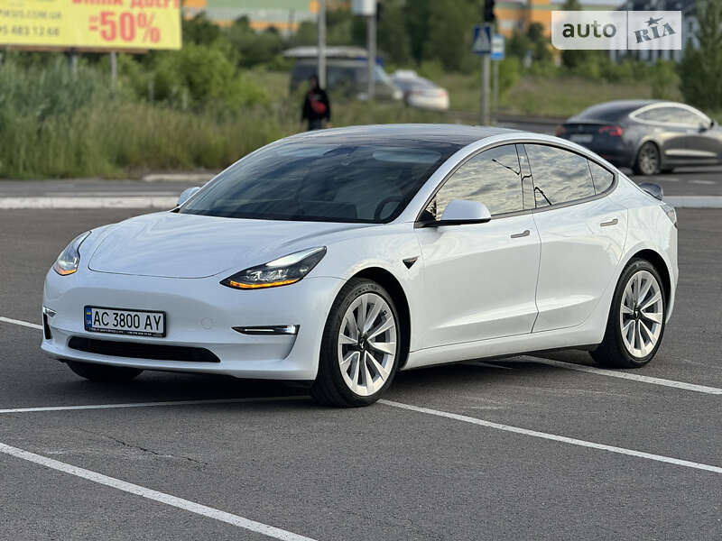 Tesla Model 3 2021 5YJ3E1EB7MF916101 history of car sales on auto.ria