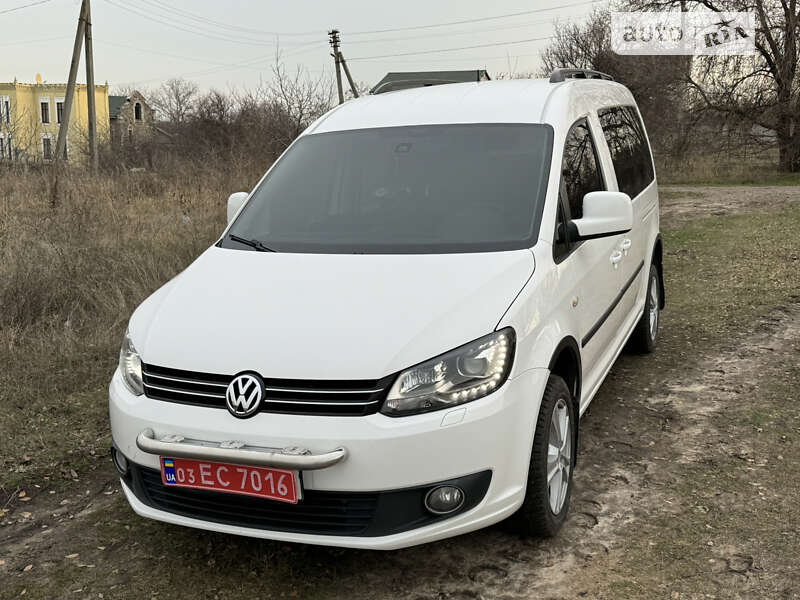 AUTO.RIA – Продам Фольксваген Кадді Оллтрек 2015 дизель 2.0 мінівен бу ...