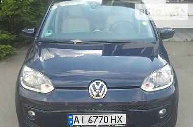 Хетчбек Volkswagen Up 2013 в Софіївській Борщагівці